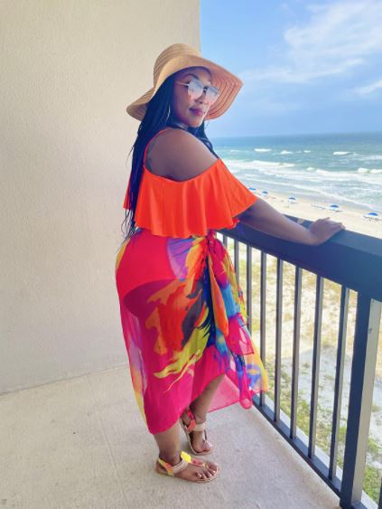 17 Cute Plus Size Beach Vacation Outfits to Try! - Curvy Styled